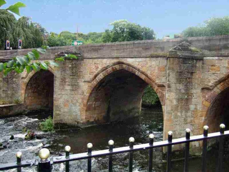 Matlock to Meerbrook | Hall Leys Park | Matlock Hydro | Meerbrook